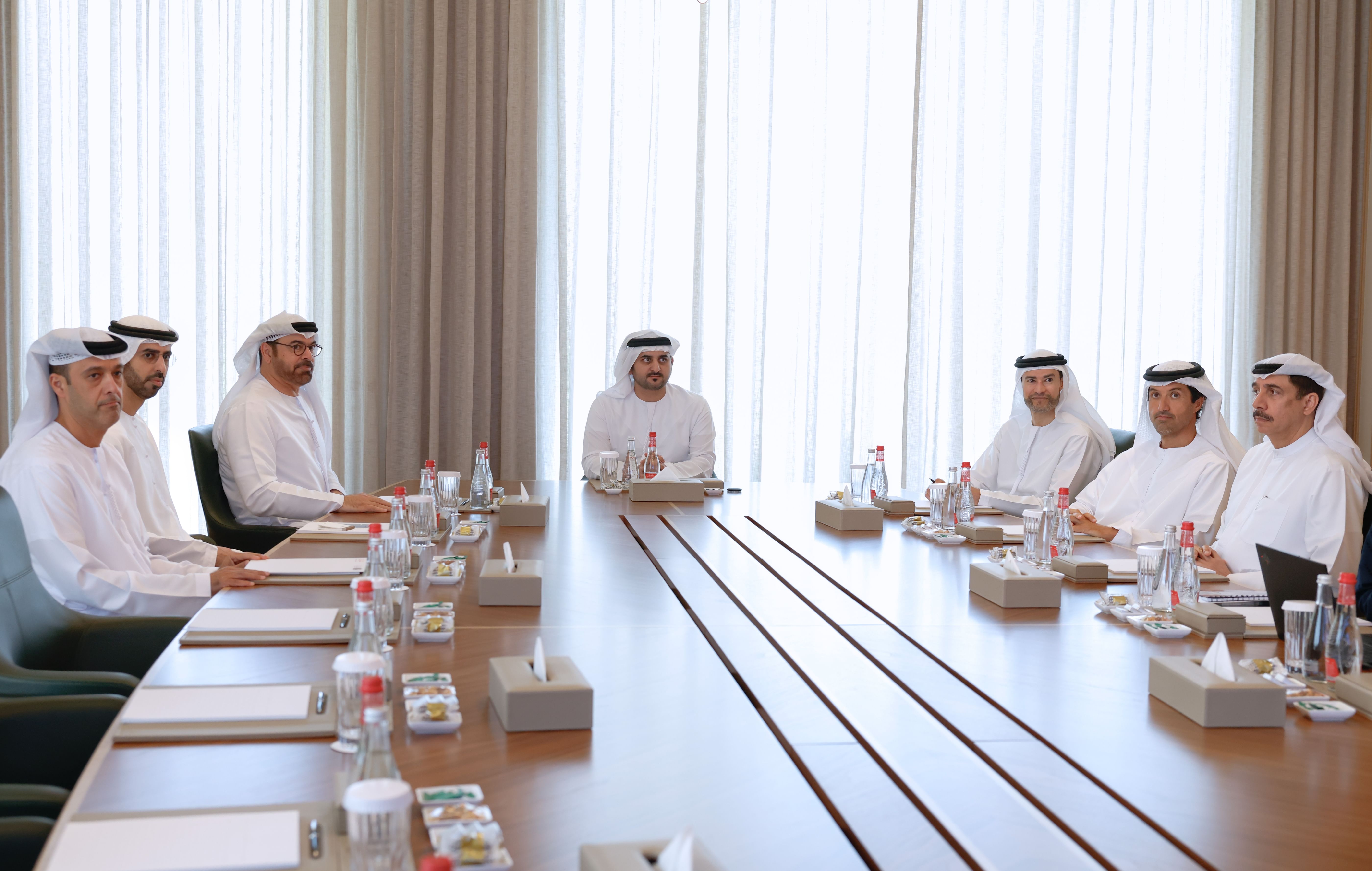 Maktoum bin Mohammed chairs meeting of Higher Committee for Development ...